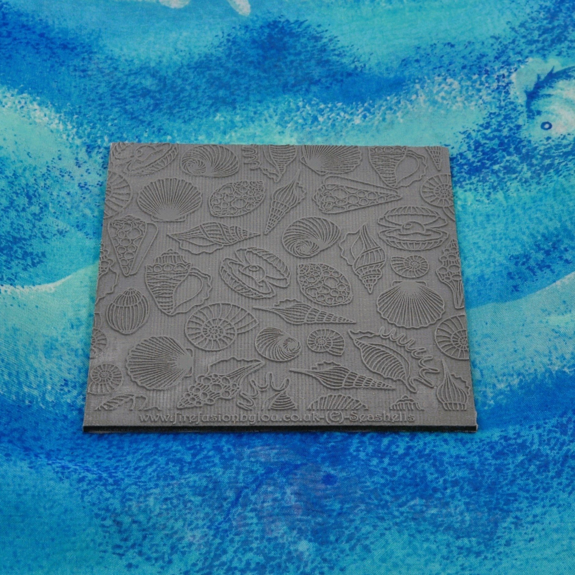 Sea shells black seamless pattern